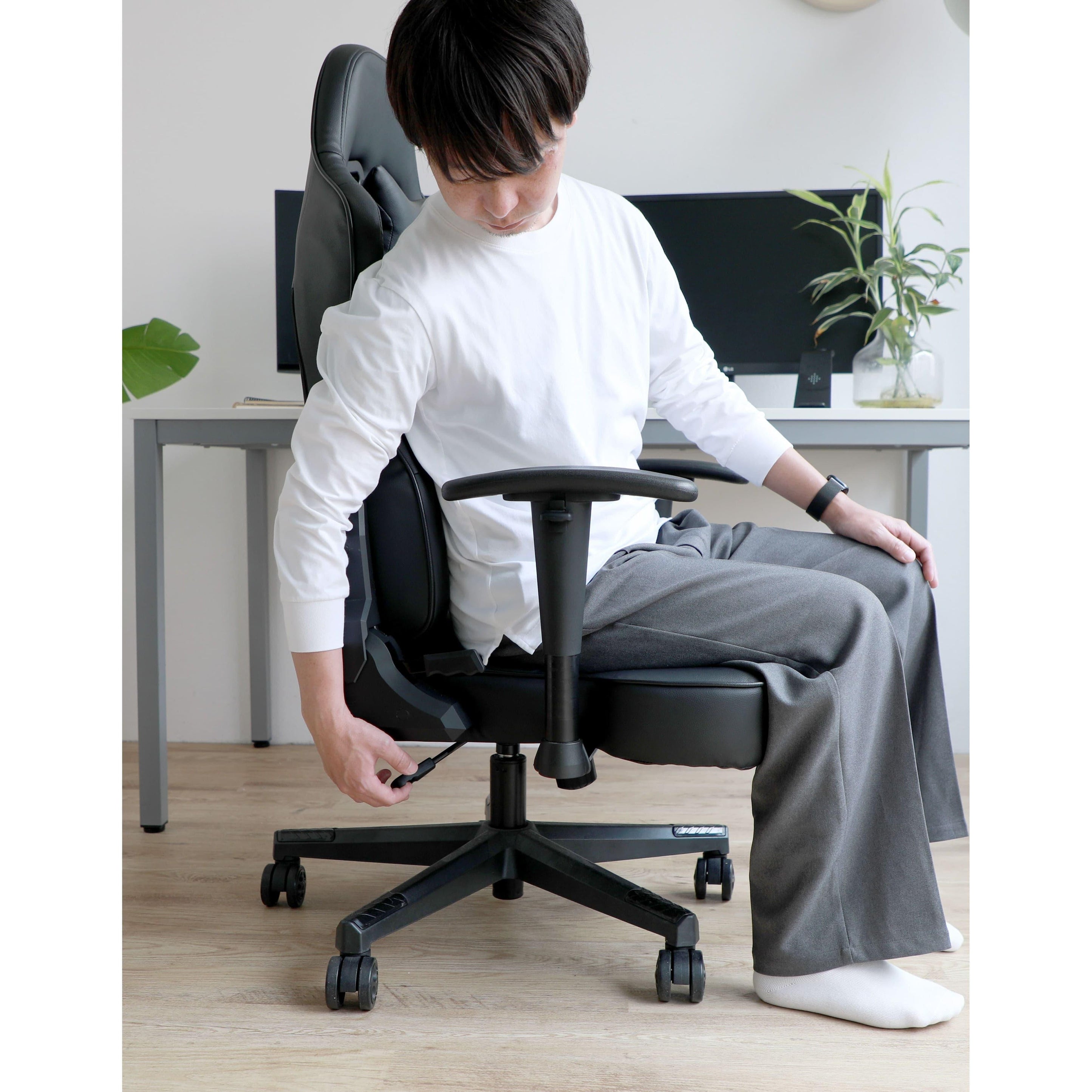 AGRelux α コンパクトモデル ゲーミングチェア｜快適な座り心地＆格納式フットレスト